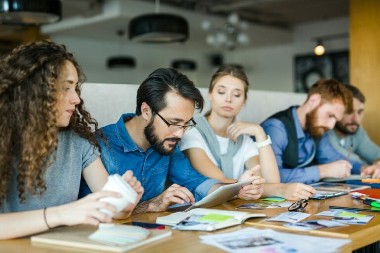 Art Therapy Practitioner Training Course - Scholistico